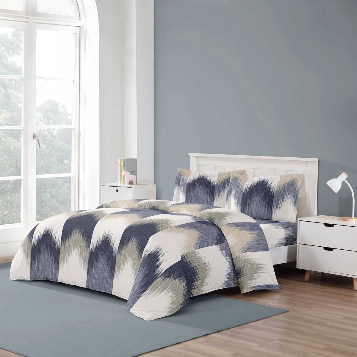 Blurred Chevron Blue Duvet Set – thanq.gifts